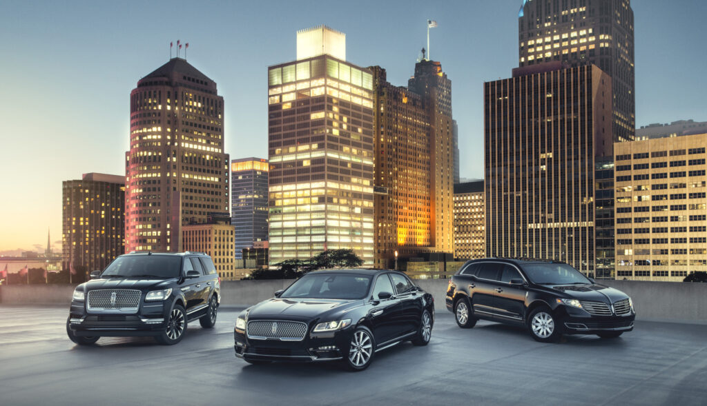 Lincoln-Pack-Shot - First Light Limo